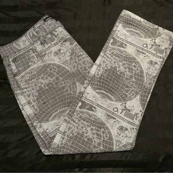 Young Rich & Famous NYC | Jeans | Young Rich Famous Nyc Globe Pants ...